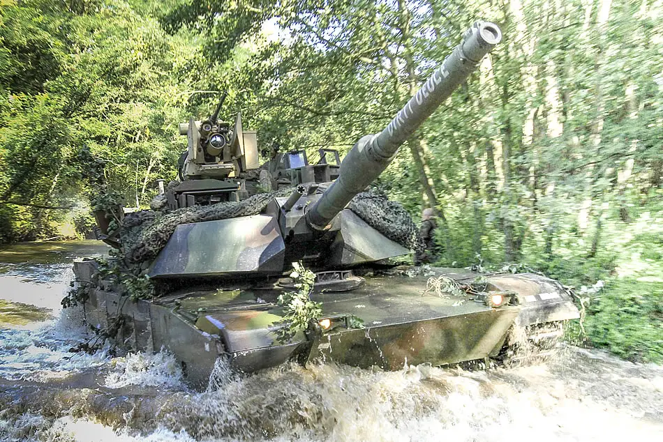 Military Photos Tank Wash