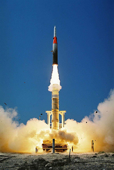 Military Photos Arrow 2 Anti-Ballistic Missile Test