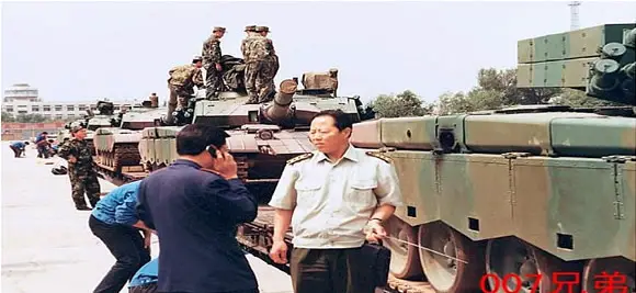 Military Photos New Chinese Type 99 tank